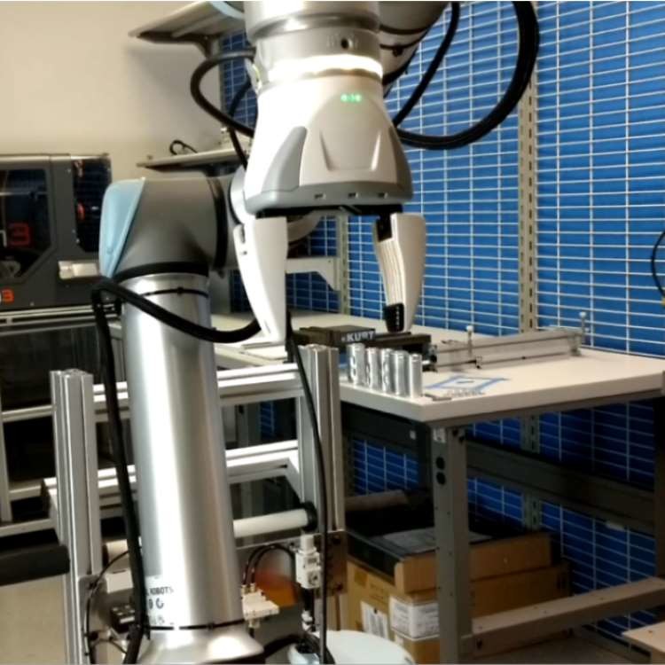 UR 로봇 UR10e 6 축 춤 및 자동화 협동 로봇으로 처리하기 위한 로봇 팔